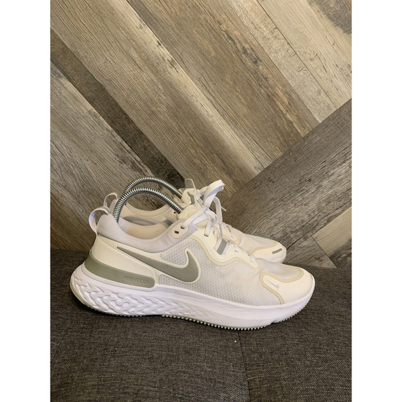 Nike | Shoes | Nike Wmns React Miler White Grey Silver Womens Size 9 Running Shoes Cw77810 ...